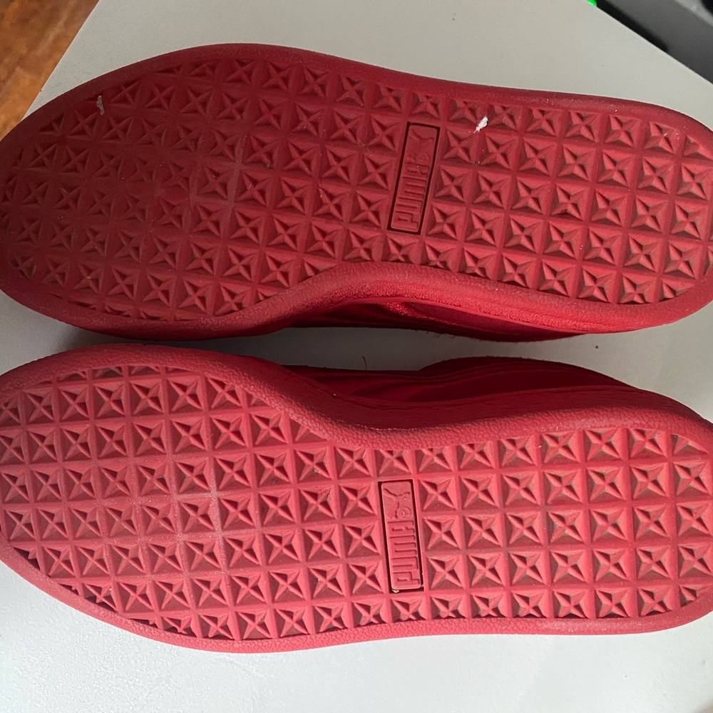 Red Suede Puma Sneakers - Gem